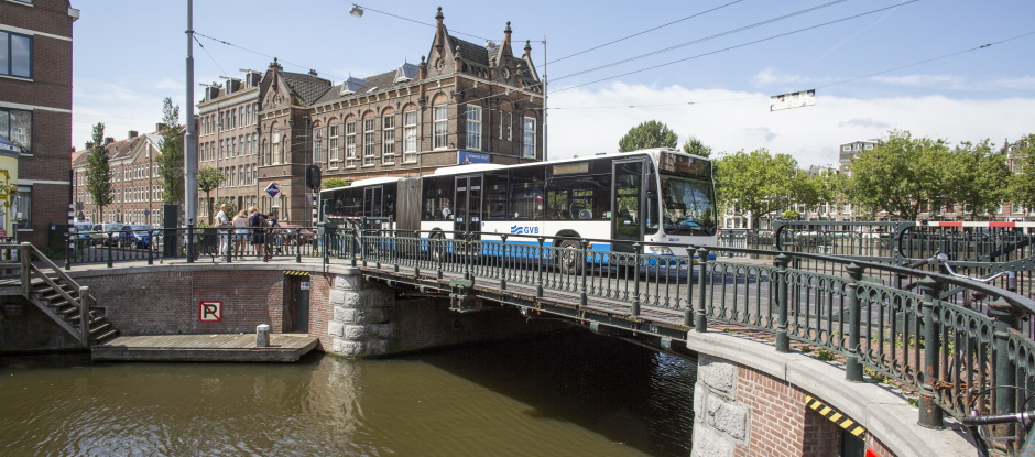 Fout met palen bij werk aan Bullebak: brug kan pas halfjaar later open ...